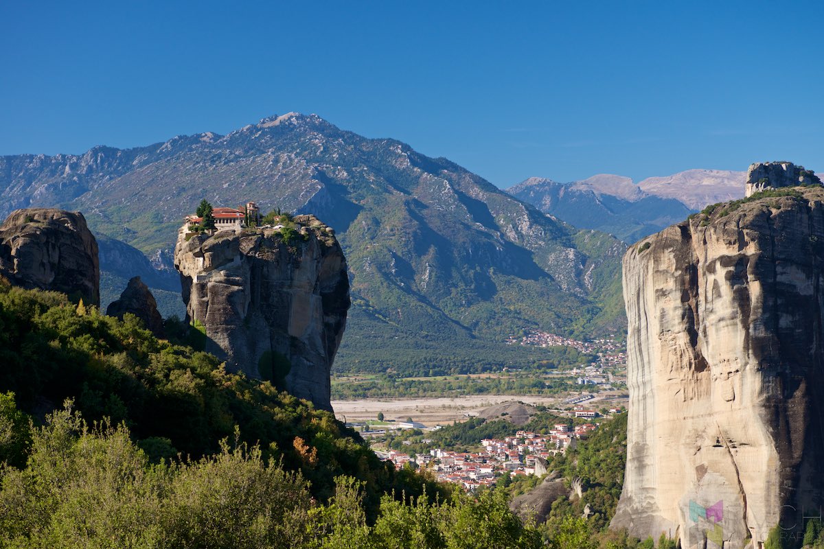 Euro Road Trip – Meteora - RVCH Photography